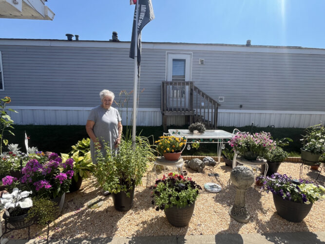 A Passion Passed Down: Faye’s garden is a labor of love | News, Sports ...